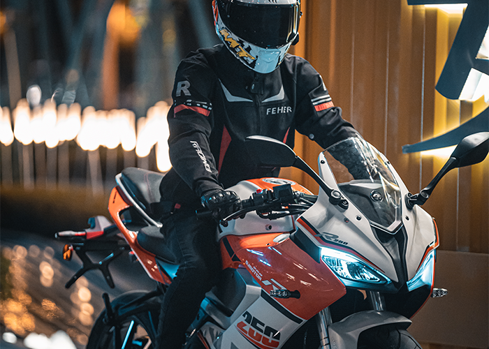 QJMOTOR SRK 250 RS | Deportiva 250 cc ágil y eficiente